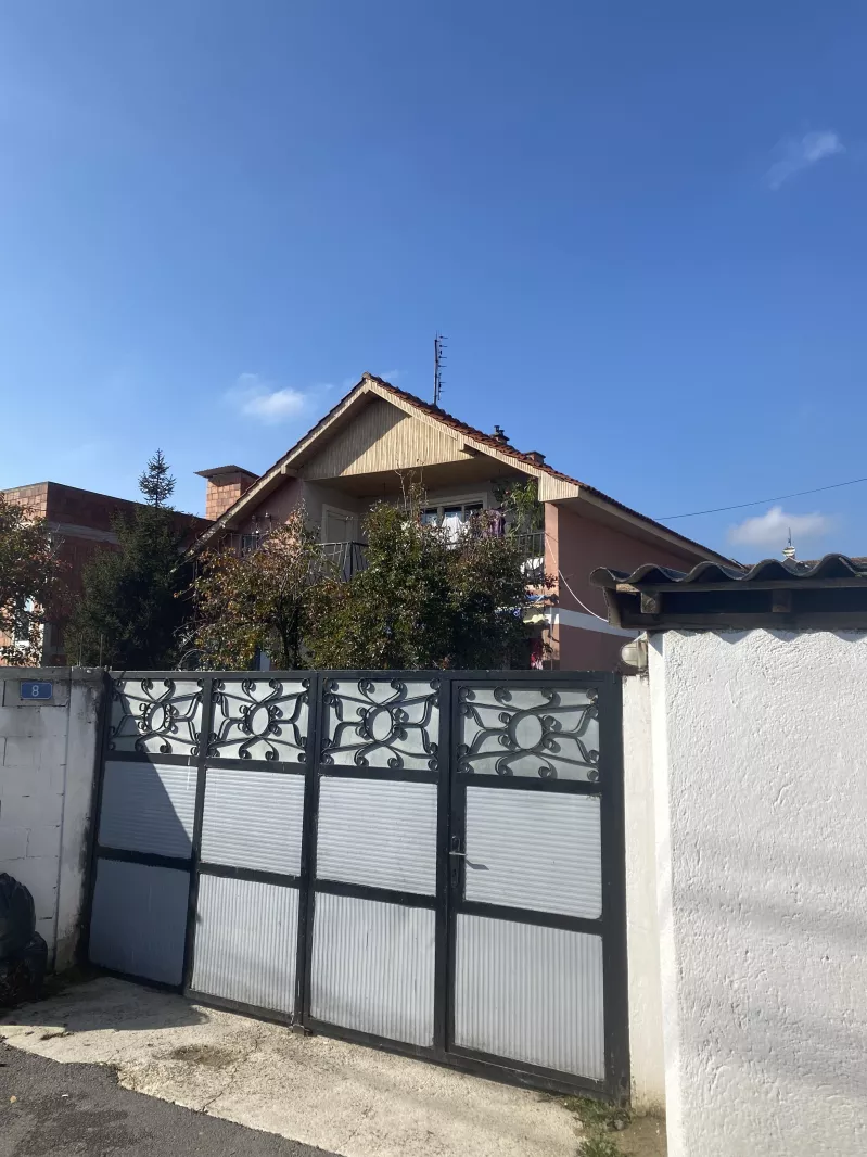 Fadil Rexhepi - Shkolla fillore “Tefik Çanga”