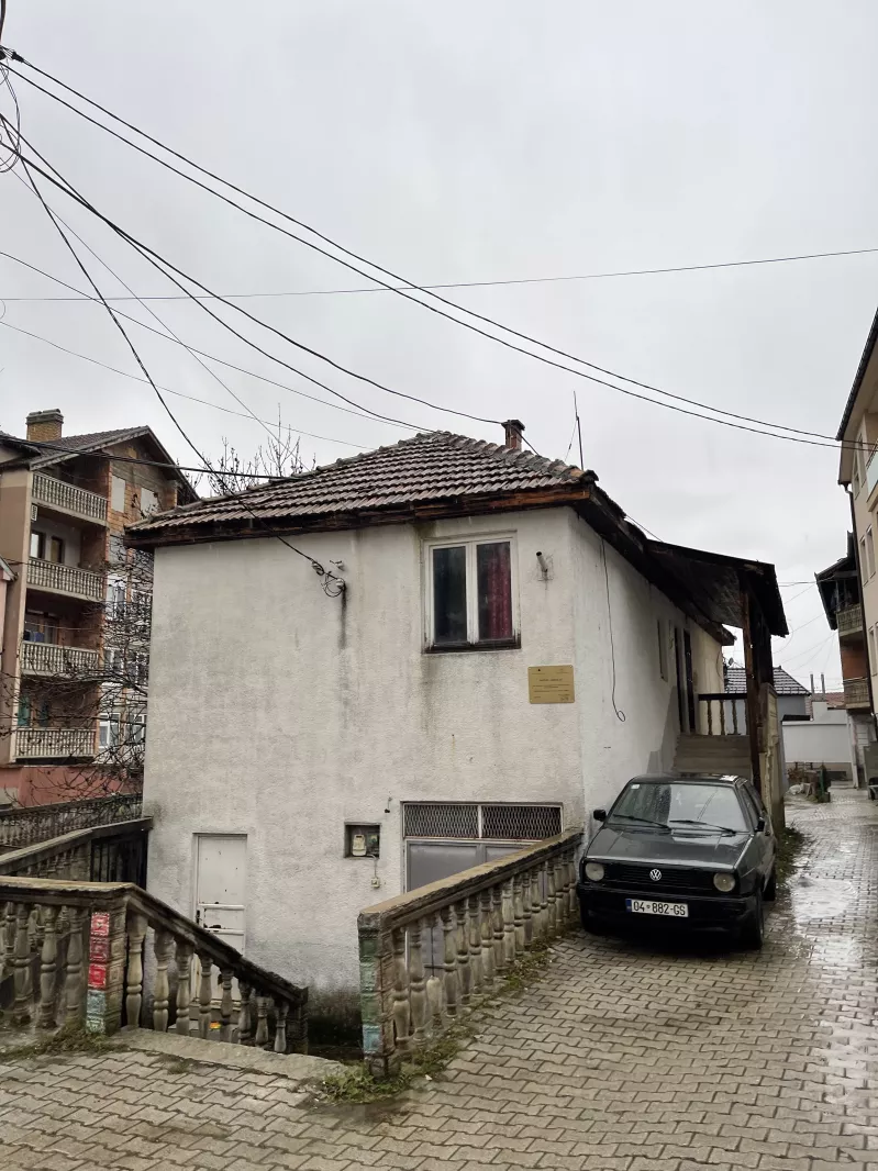 Shtëpia e Kulturës - Shkolla fillore "Mushnikova"